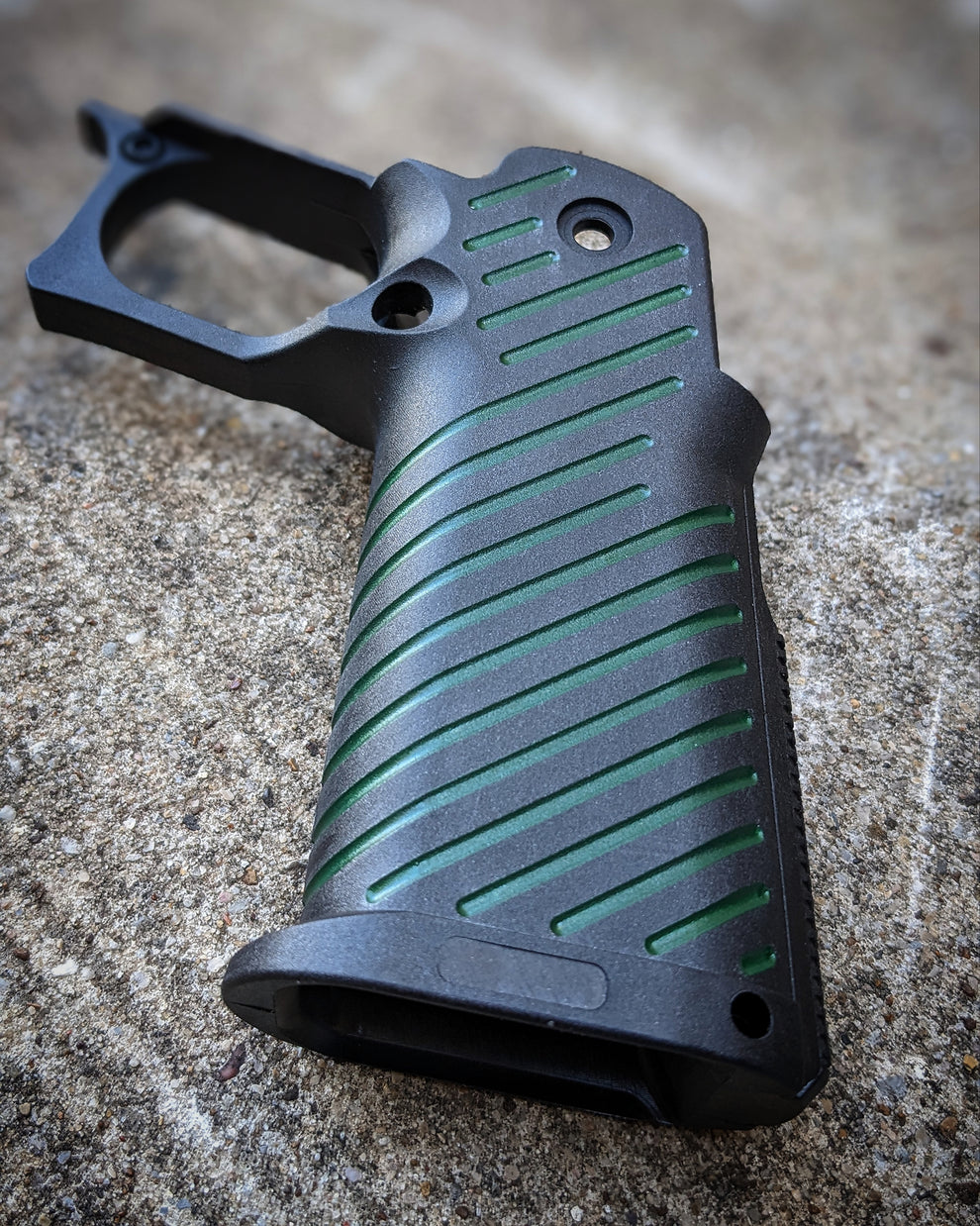 ICS 4.3/5.1 Hi-Capa Airsoft Grip - Stock (Green Lines) – roguecapa